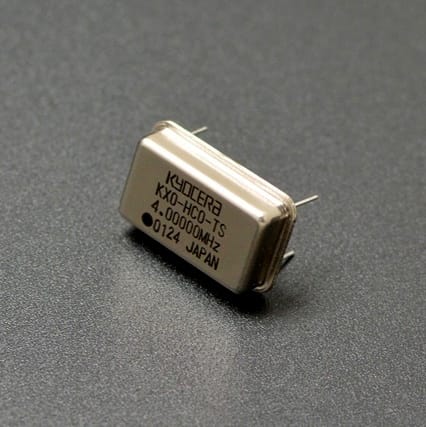 4 MHz Precise Active Crystal Oscillator - Tech Bazar || টেক বাজার